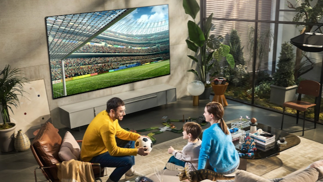 CEDIA: LG Debuts 97-Inch OLED TV Billed as World’s Largest - ETCentric